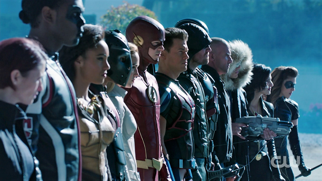 SDCC 2018: CW Crossover to Feature Only 3 of 4 Arrowverse Shows - Geek ...